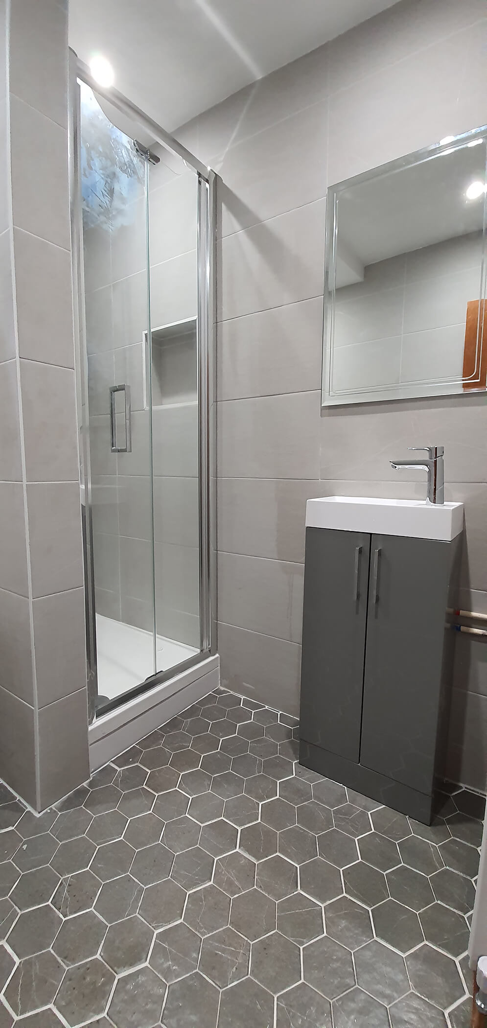 Harpenden - Shower Room - Ahmco